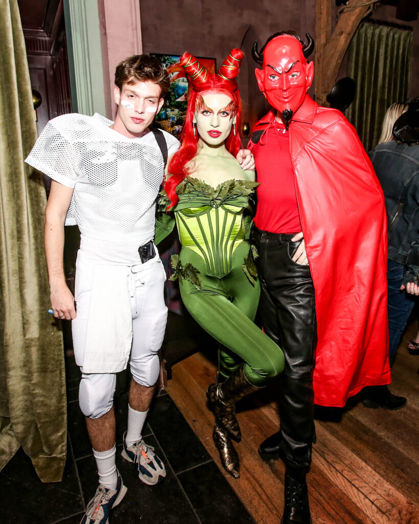 Poison Ivy Getty - It Girl