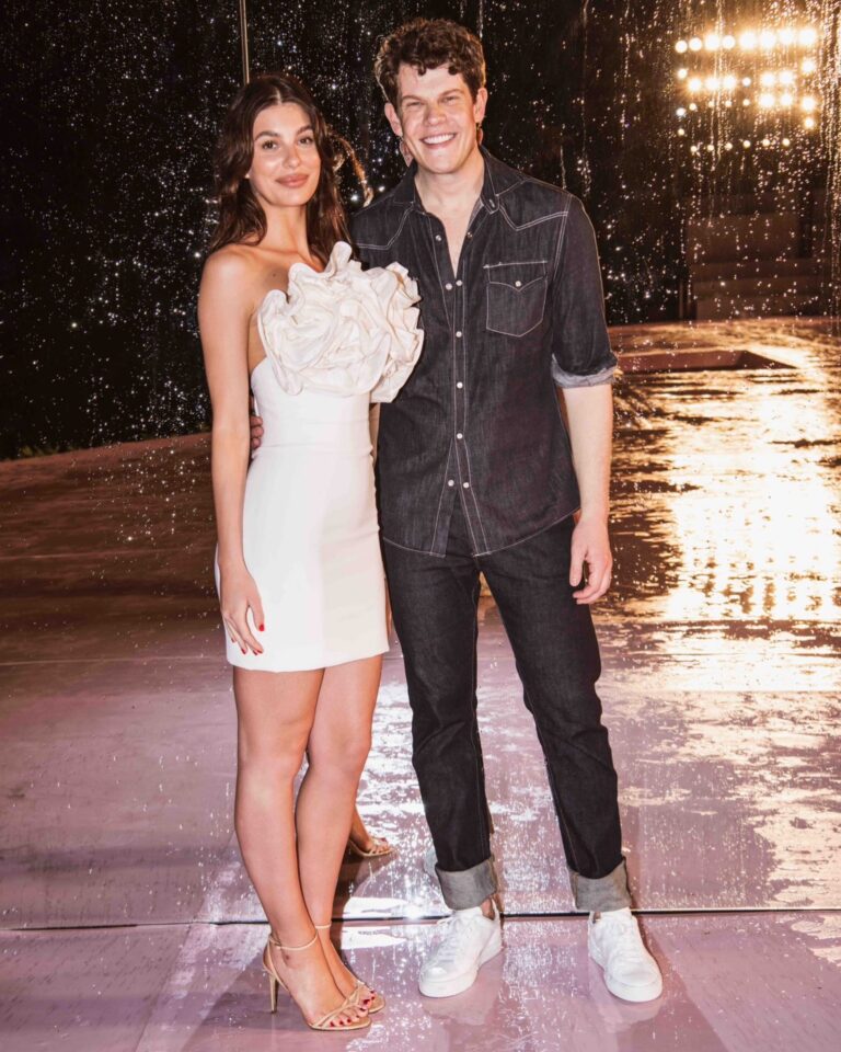 212 – A – List by Carolina Herrera – It Girl